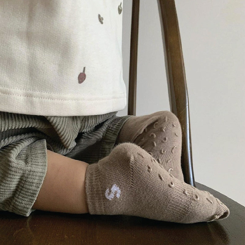 Stuckies Sandy Sneaker Socks - Set of 3 – Little Suite